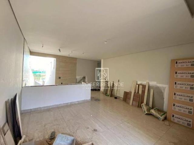 Casa com 3 dormitórios à venda, 116 m² por R$ 690.000,00 Santa Lúcia Betim/MG