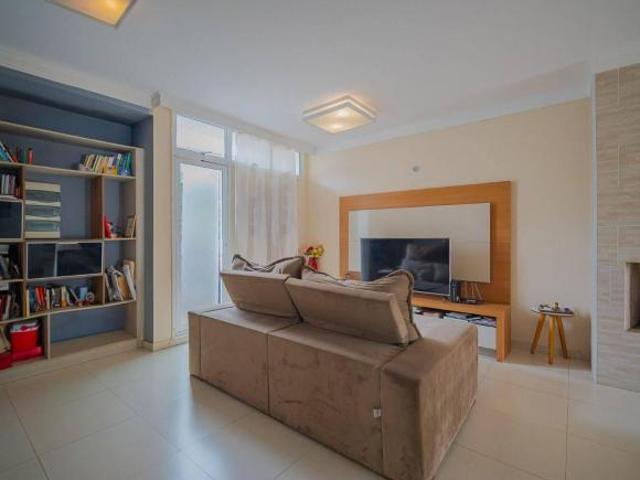 Casa com 3 dormitórios à venda, 116 m² por R$ 700.000,00 Queluz Vita Cotia/SP