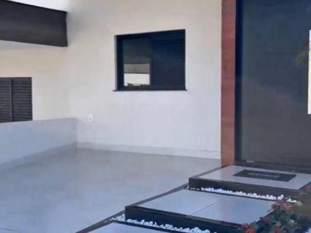Casa com 3 dormitórios à venda, 116 m² por R$ 780.000 Condomínio Horto Florestal Villagio Soroca