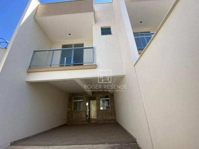 Casa com 3 dormitórios à venda, 117 m² por R$ 520.000,00 Senhora Das Graças Betim/MG