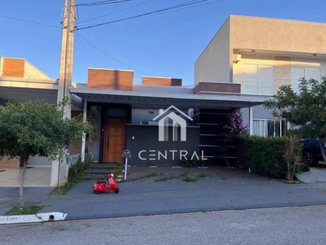 Casa com 3 dormitórios à venda, 117 m² por R$ 550.000,00 Condomínio Horto Florestal III Sorocaba
