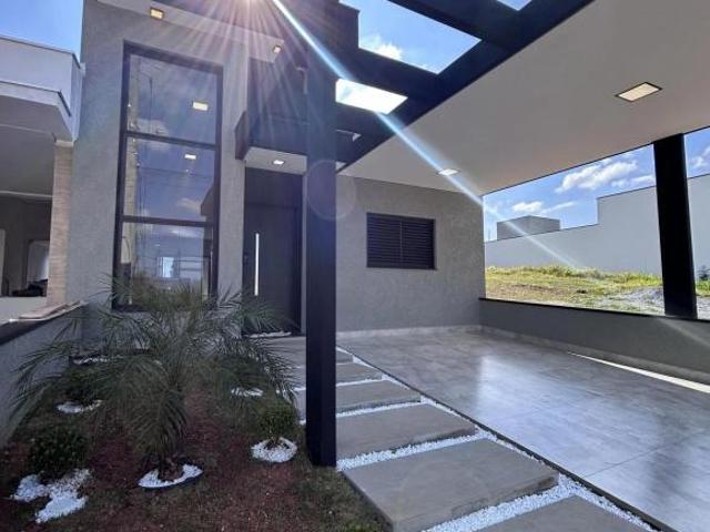 Casa com 3 dormitórios à venda, 117m por R$775.000,00 Condomínio Residencial J
