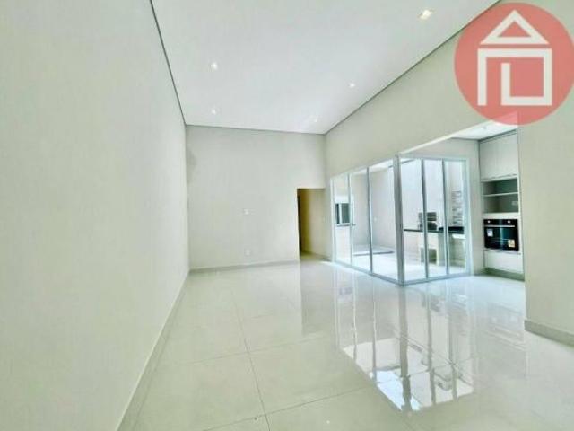 Casa com 3 dormitórios à venda, 118 m² por R$ 689.000,00 Residencial Quinta dos Vinhedos Braganç