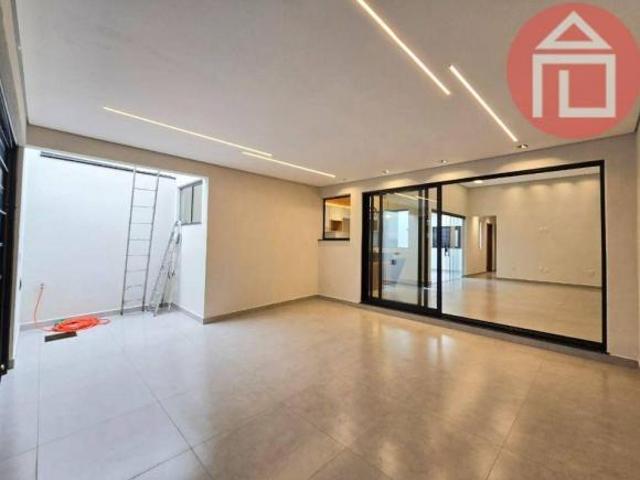 Casa com 3 dormitórios à venda, 119 m² por R$ 690.000,00 Residencial Villa Verde Bragança Paulis