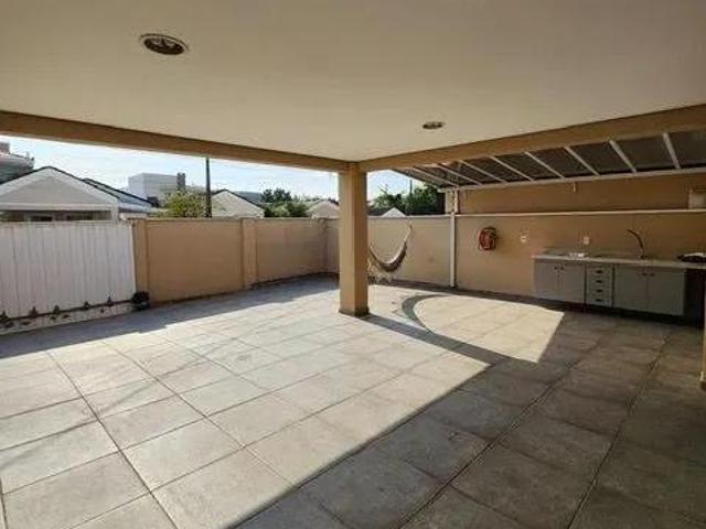 Casa com 3 dormitórios à venda, 119m por R$875.000,00 Condomínio Residencial V
