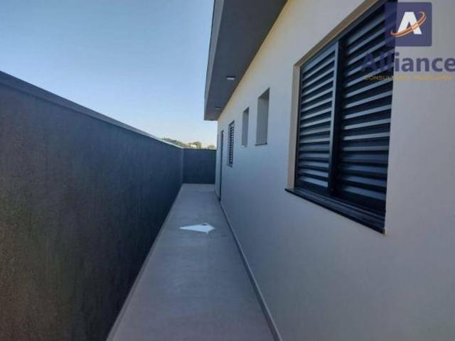 Casa com 3 dormitórios à venda, 110 m² por R$ 1.100.000,00 Capivari Louveira/SP