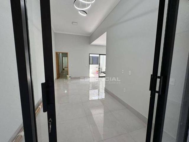 Casa com 3 dormitórios à venda, 110 m² por R$ 430.000,00 Residencial Ouro Verde Botucatu/SP