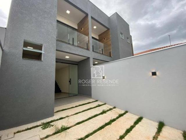 Casa com 3 dormitórios à venda, 110 m² por R$ 480.000,00 Senhora Das Graças Betim/MG
