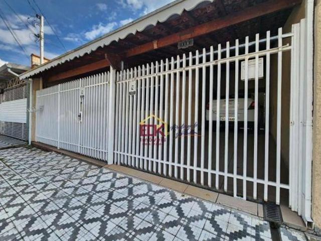 Casa com 3 dormitórios à venda, 110 m² por R$ 560.000,00 Jardim Maria Augusta Taubaté/SP