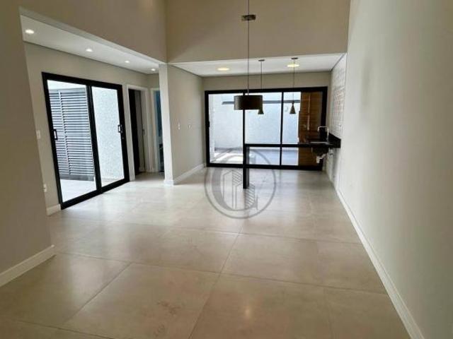 Casa com 3 dormitórios à venda, 110 m² por R$ 850.000,00 Condomínio Terras de São Francisco Soro