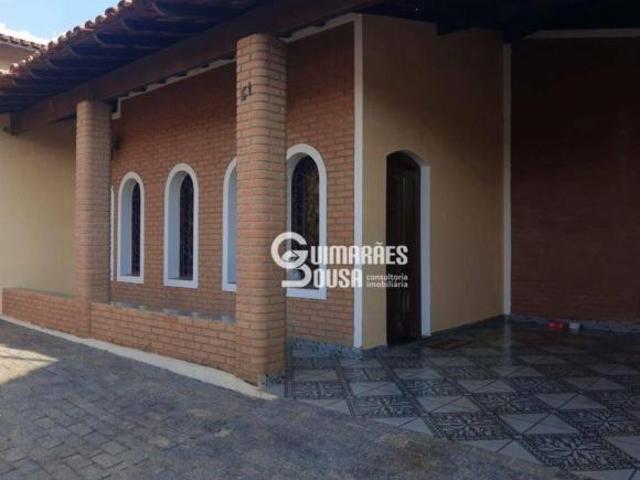 Casa com 3 dormitórios à venda, 110 m² por R$ 890.000,00 Centro Vinhedo/SP