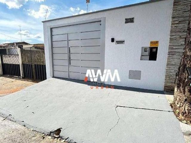 Casa com 3 dormitórios à venda, 111 m² por R$ 450.000,00 Setor Faiçalville Goiânia/GO