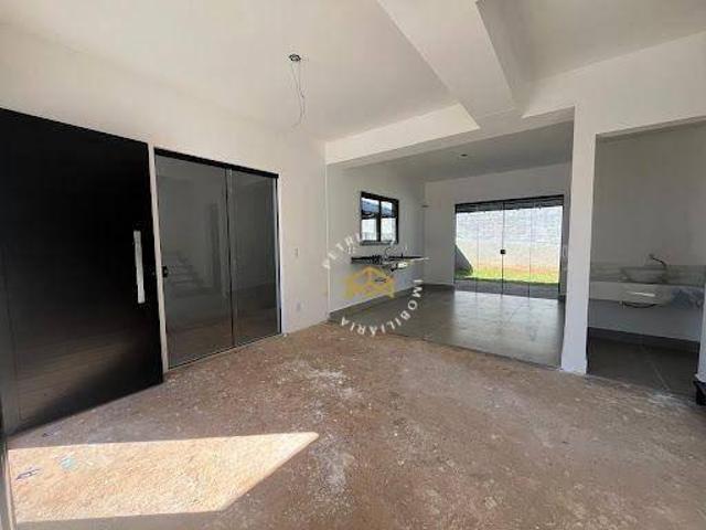 Casa com 3 dormitórios à venda, 112 m² Residencial Village Spadaccia Valinhos/SP