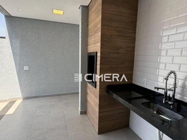 Casa com 3 dormitórios à venda, 113 m² por R$ 830.000,00 Condomínio Terras de São Francisco Soro