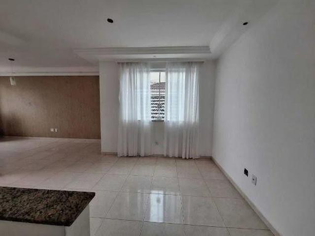Casa com 3 dormitórios à venda, 113 m² por R$ 850.000,00 Campo Grande Santos/SP