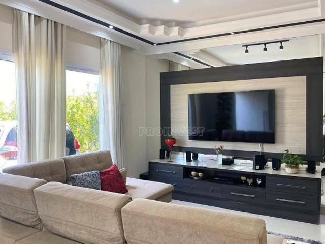 Casa com 3 dormitórios à venda, 113 m² por R$ 950.000,00 Granja Viana Cotia/SP