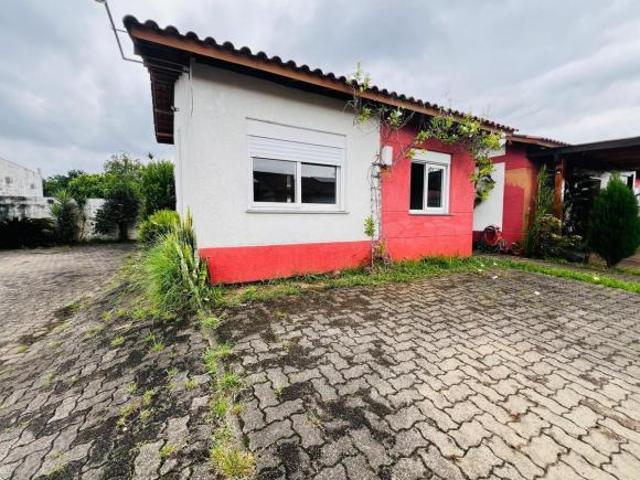Casa com 3 dormitórios à venda, 124 m² por R$ 389.000,00 Olaria Canoas/RS