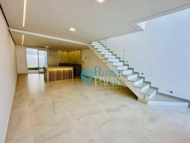 Casa com 3 dormitórios à venda, 125 m² por R$ 690.000,00 Jardim das Acácias Poços de Caldas/MG