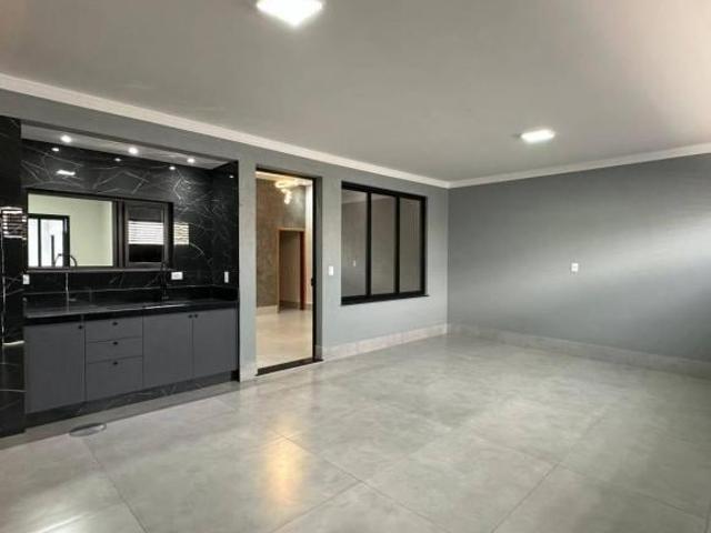 Casa com 3 dormitórios à venda, 125 m² por R$ 840.000 Jardim Nova Veneza Indaiatuba/SP