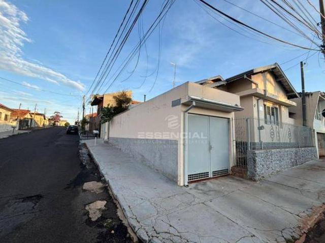 Casa com 3 dormitórios à venda, 126 m² por R$ 350.000,00 Vila São Lúcio Botucatu/SP