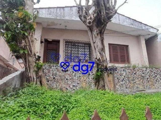 Casa com 3 dormitórios à venda, 126 m² por R$ 600.000,00 Vila Universitária