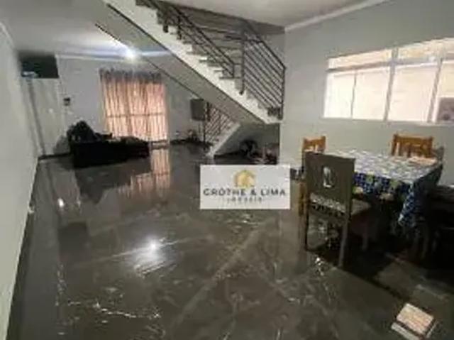 Casa com 3 dormitórios à venda, 127 m² por R$ 590.000 Esplanada Independência Taubaté/SP