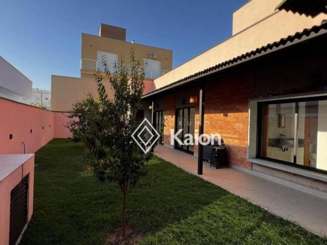 Casa com 3 dormitórios à venda, 128 m² por R$ 1.095.000,00 Condomínio Lagos D&apos Icaraí Salto/SP