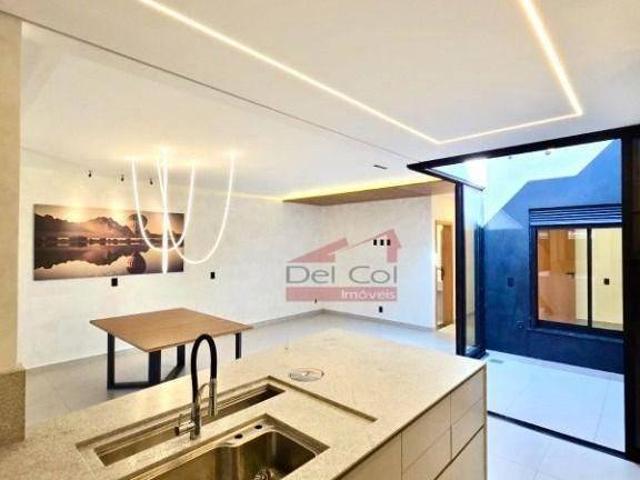 Casa com 3 dormitórios à venda, 128 m² por R$ 765.000,00 Residencial Villa Verde Bragança Paulis