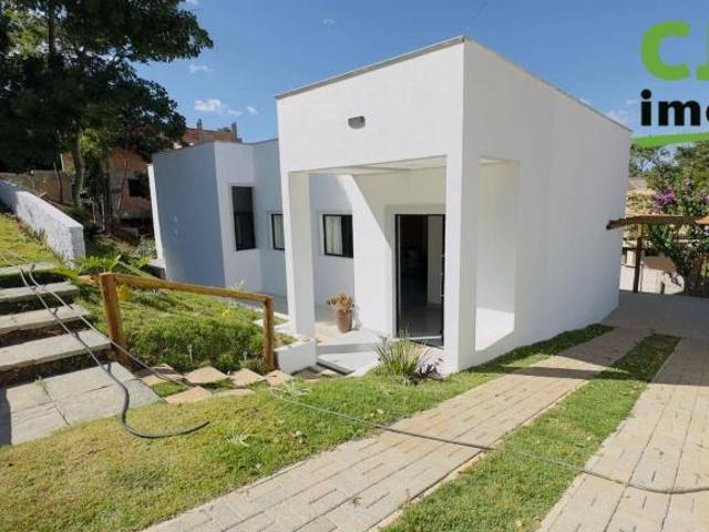 Casa com 3 dormitórios à venda, 128 m² por R$ 780.000,00 Condomínio Village do Gramado Lagoa San