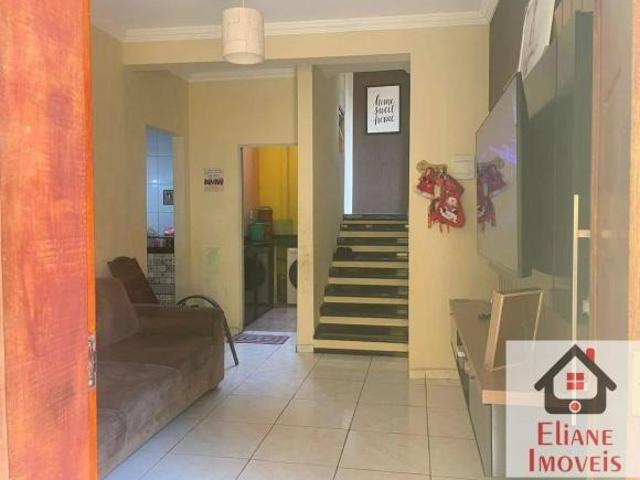 Casa com 3 dormitórios à venda, 120 m² por R$ 300.000,00 Conjunto Habitacional Parque Itajaí Cam