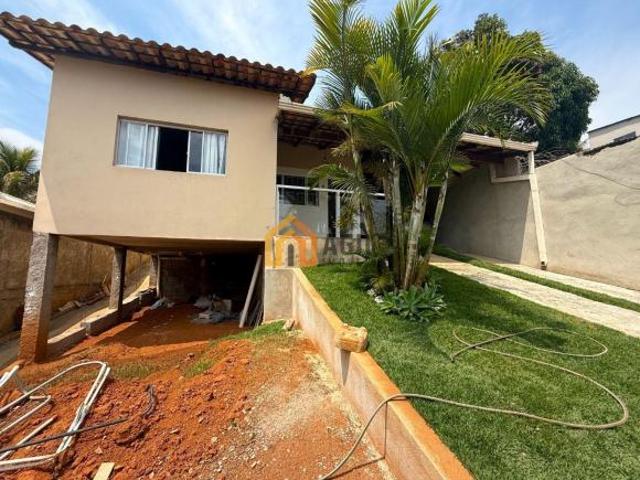 Casa com 3 dormitórios à venda, 120 m² por R$ 449.950,00 Imperial Igarapé/MG