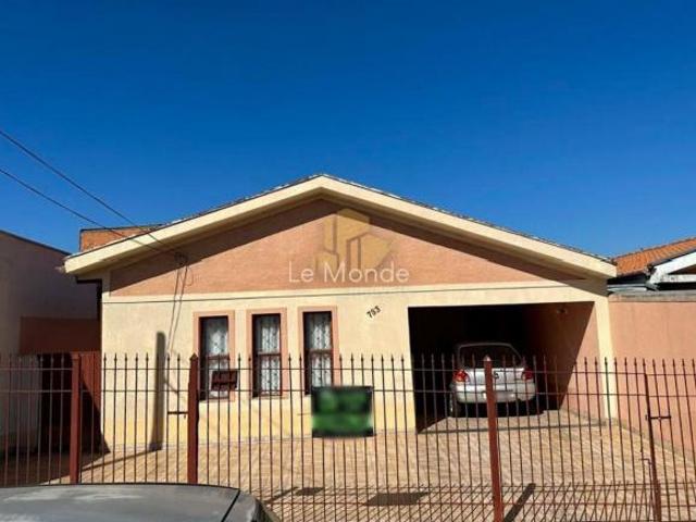 Casa com 3 dormitórios à venda, 120 m² por R$ 480