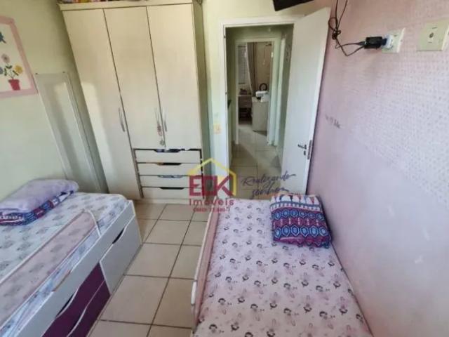 Casa com 3 dormitórios à venda, 110 m² por R$ 600.000,00 Esplanada Independência Taubaté/SP