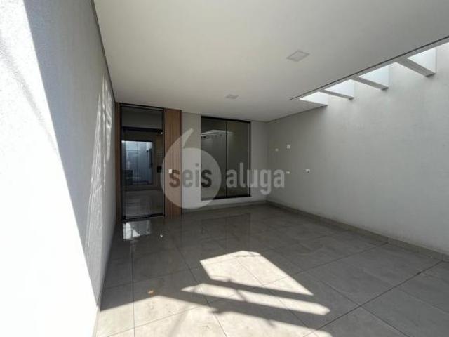 Casa com 3 dormitórios à venda, 120m² por R$ 597.000,00 Vila Mollon Santa.