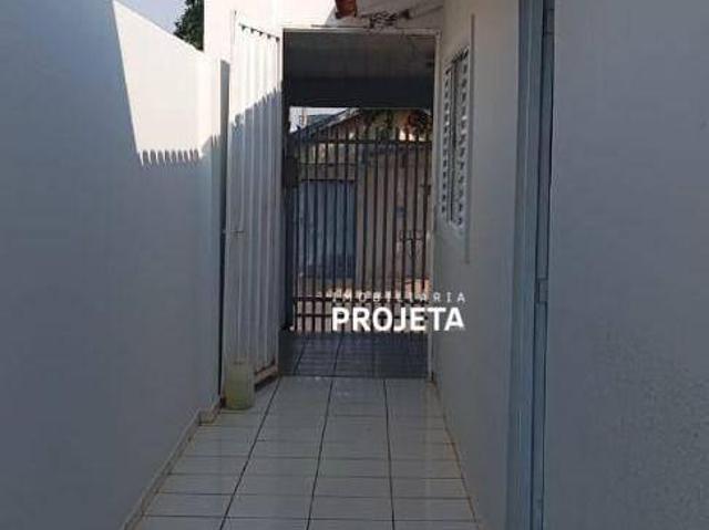 Casa com 3 dormitórios à venda, 122 m² por R$ 250.000,00 Conjunto Habitacional Ana Jacinta Presi