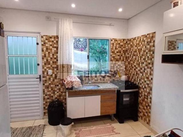 Casa com 3 dormitórios à venda, 122 m² por R$ 295.000 Jardim São Bernardino Suzano/SP