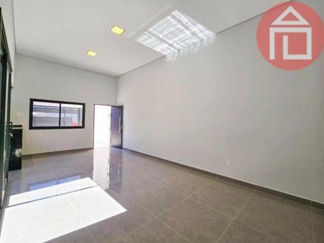 Casa com 3 dormitórios à venda, 122 m² por R$ 650.000,00 Residencial Villa Verde Bragança Paulis
