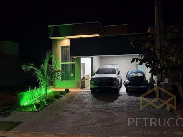 Casa com 3 dormitórios à venda, 122 m² por R$ 930.000,00 Residencial Terras da Estância Ala do B