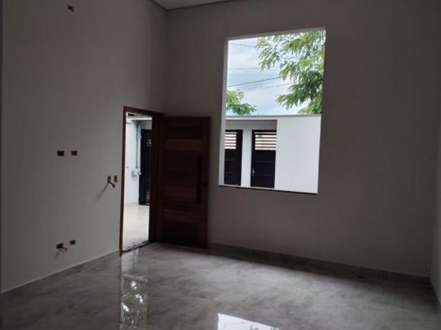 Casa com 3 dormitórios à venda, 122m² por R$ 720.000 Boituva/SP