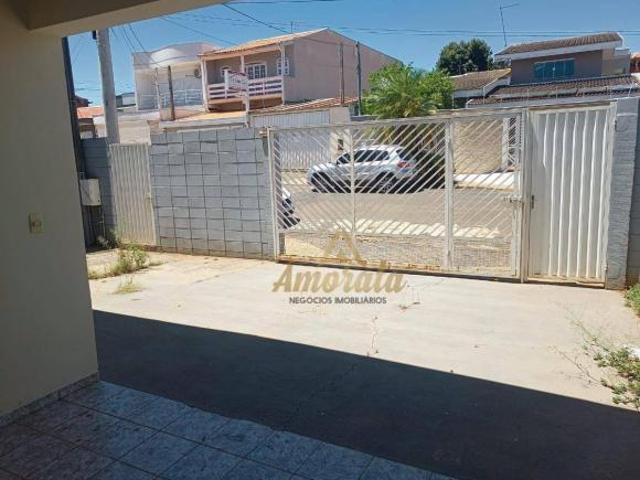 Casa com 3 dormitórios à venda, 134 m² por R$ 745.000 Campo Limpo Americana/SP