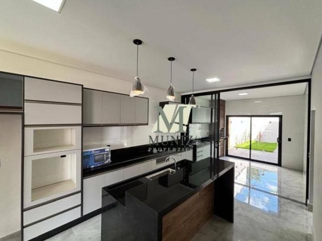 Casa com 3 dormitórios à venda, 135 m² por R$ 1.100.000,00 Residencial Terras da Estância Paulín