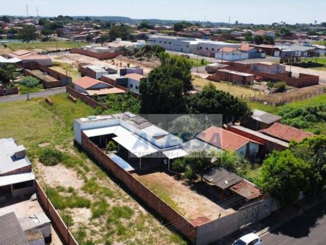 Casa com 3 dormitórios à venda, 135 m² por R$ 370.000,00 Jardim Botucatu Rubião Júnior Botucat