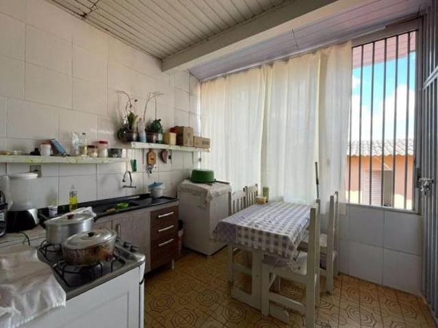Casa com 3 dormitórios à venda, 135 m² por R$ 400.000,00 Shangri La Londrina/PR
