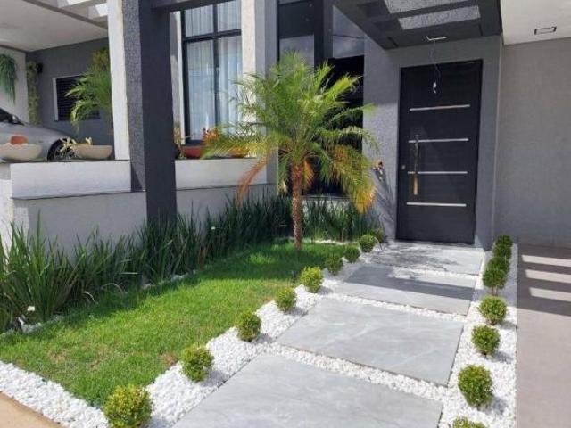 Casa com 3 dormitórios à venda, 135 m² por R$ 670.000,00 Condomínio Horto Florestal Villaggio S