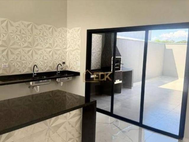Casa com 3 dormitórios à venda, 135 m² por R$ 730.000,00 Parque São Domingos Pindamonhangaba/SP
