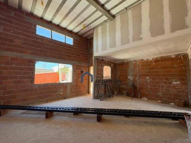 Casa com 3 dormitórios à venda, 135 m² por R$ 770.000,00 Recanto dos Eucaliptos São José dos Cam