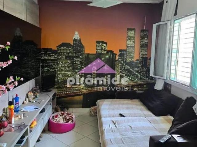 Casa com 3 dormitórios à venda, 135 m² por R$ 930.000,00 Jardim das Indústrias São José dos Camp