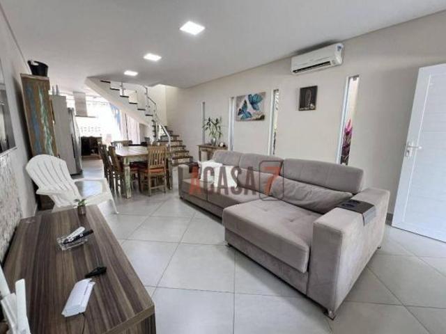 Casa com 3 dormitórios à venda, 136 m² Juquehy São Sebastião/SP