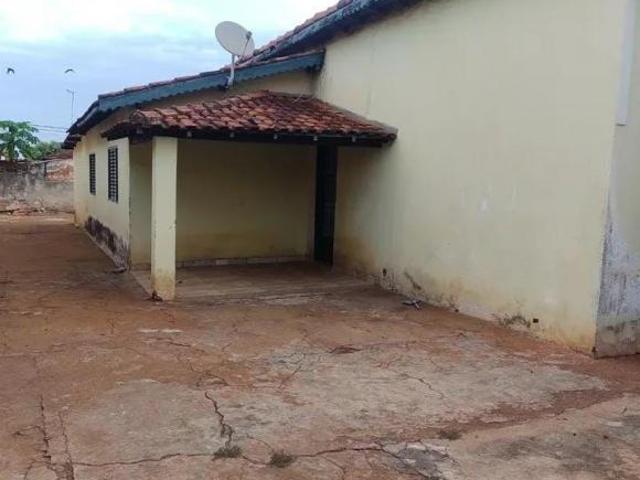 Casa com 3 dormitórios à venda, 137 m² por R$ 190.000,00 São Jorge Barretos/SP