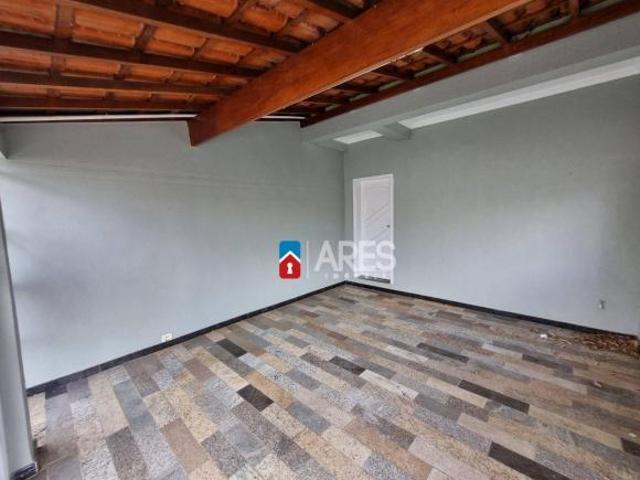 Casa com 3 dormitórios à venda, 138 m² por R$ 690.000,00 Parque Novo Mundo Americana/SP